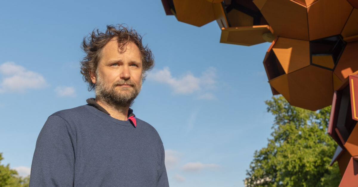 Tomás Saraceno in Collaboration: Web(s) of Life - Serpentine Galleries